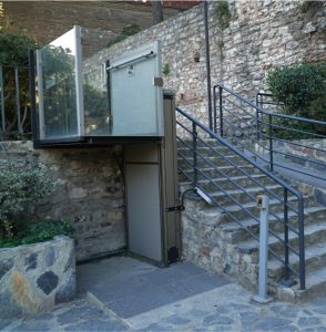 Wheelchair Lift for Stage